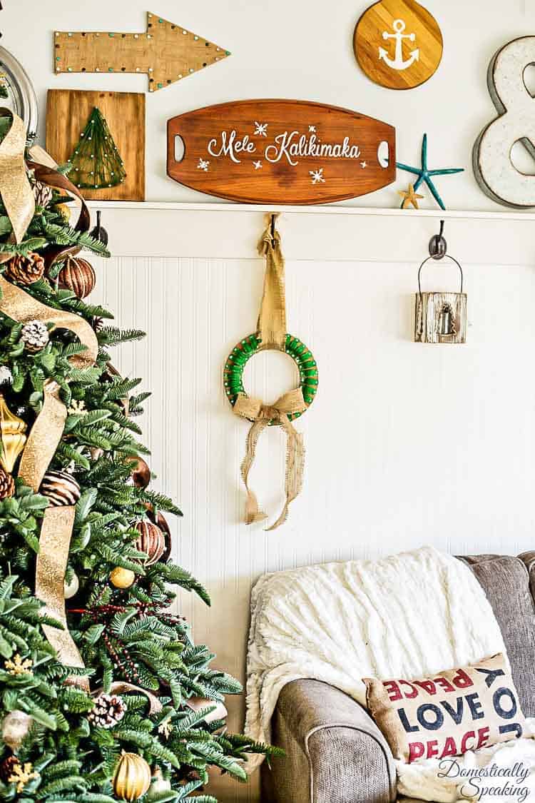 Clamp Christmas Wreath - Domestically Designed